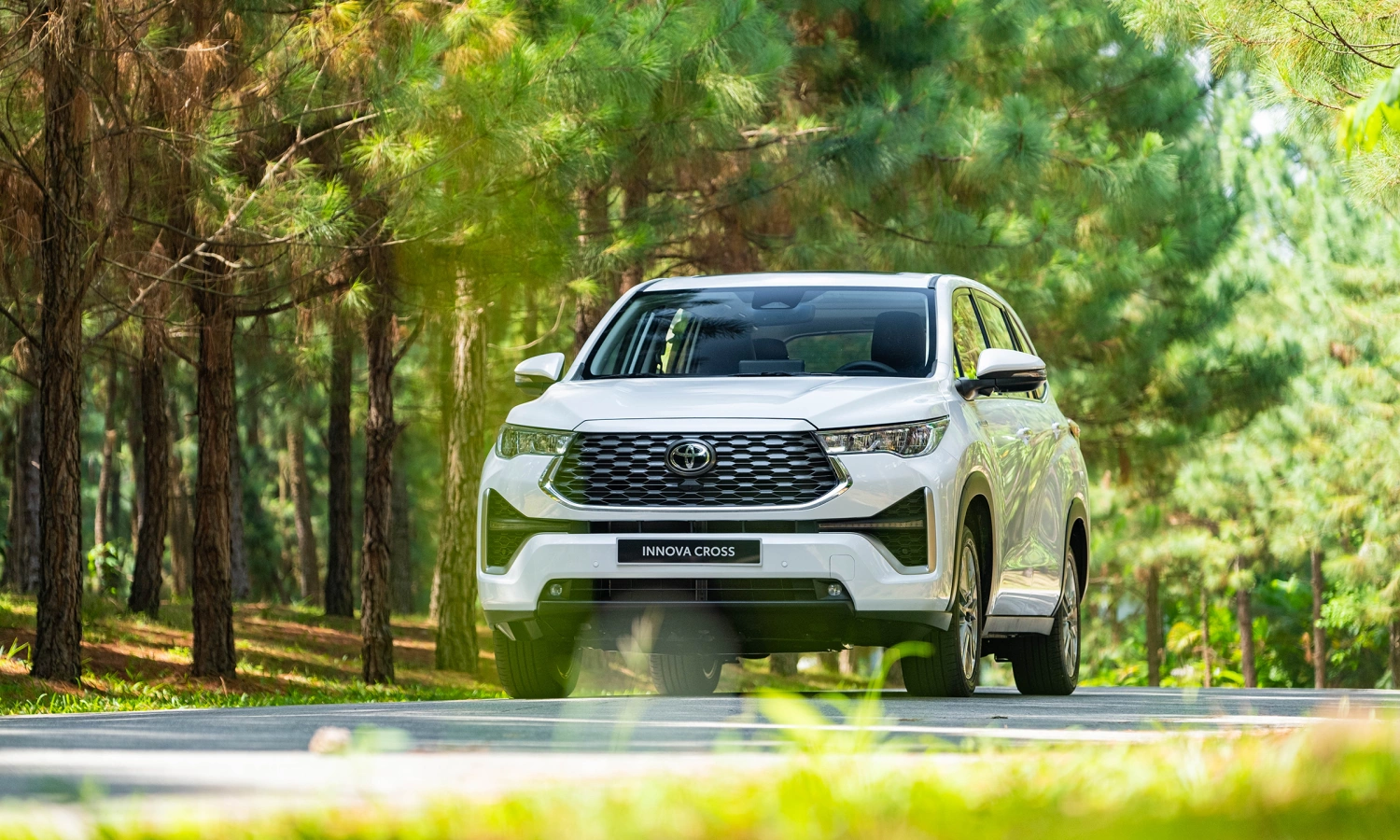 Top 5 lý do Toyota Innova Cross 2025 là sự lựa chọn tối ưu cho các gia ...